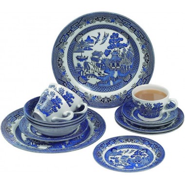 Churchill / Queen's Blue Willow 15 Piece Tea Set